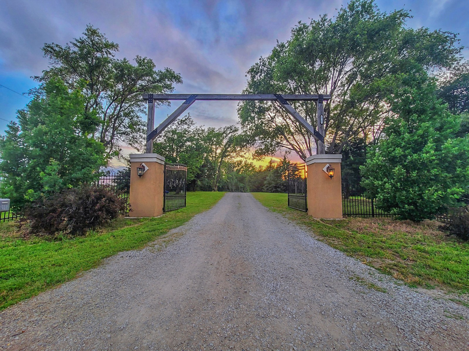 Hidden Vineyards - Kansas Wedding Venues