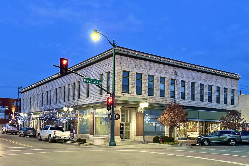 Union Hall MHK - Kansas Wedding Venues